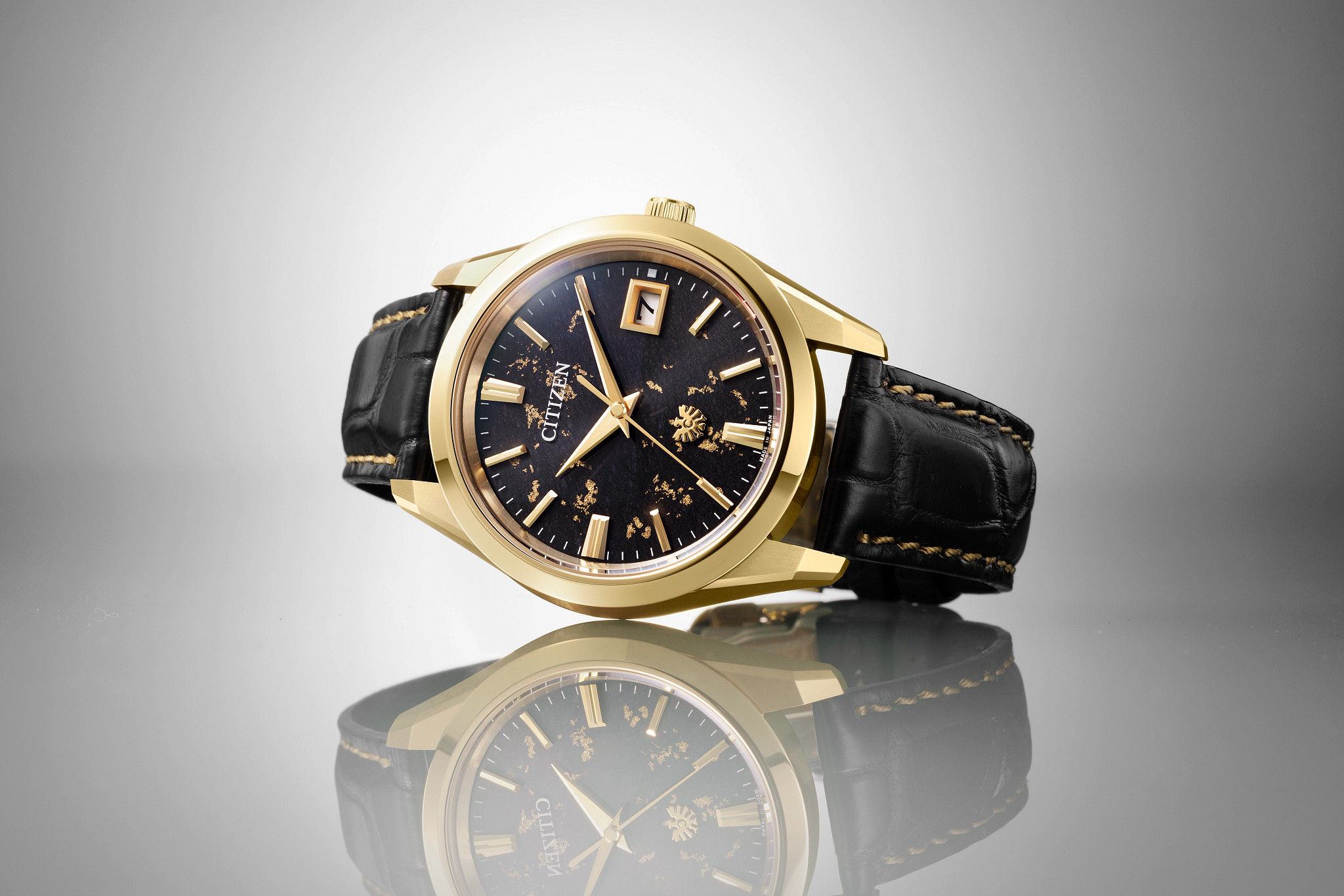 The Citizen Black Dial Leather Strap AQ4103-16E | CITIZEN