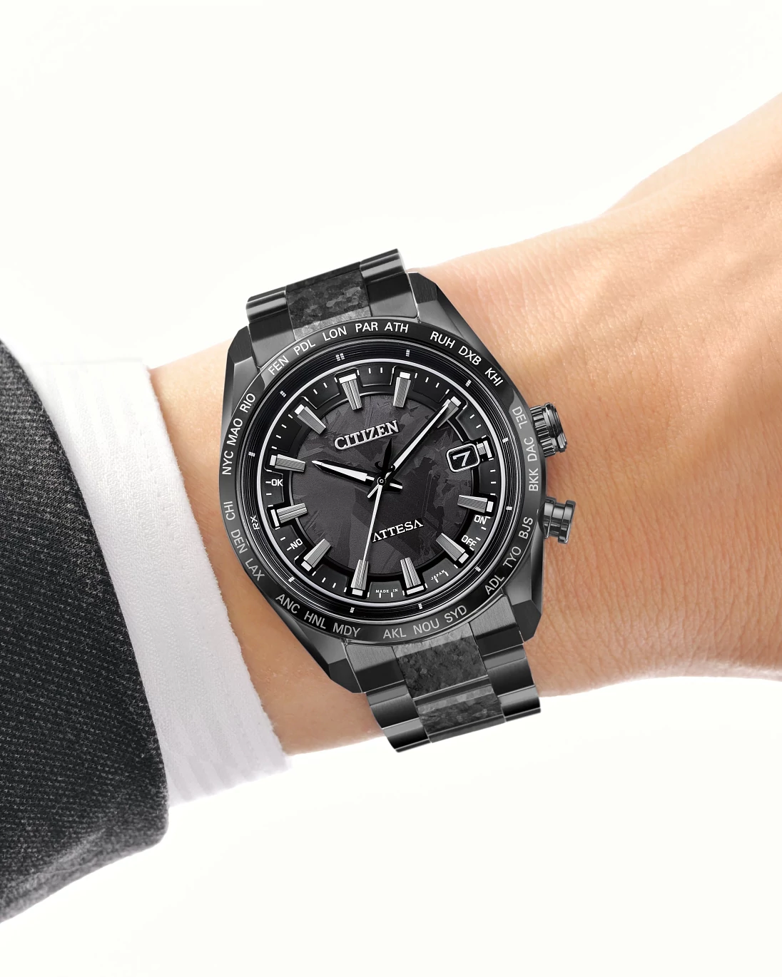 ATTESA HAKUTO-R Black Dial Super Titanium with DLC Coating Bracelet ...