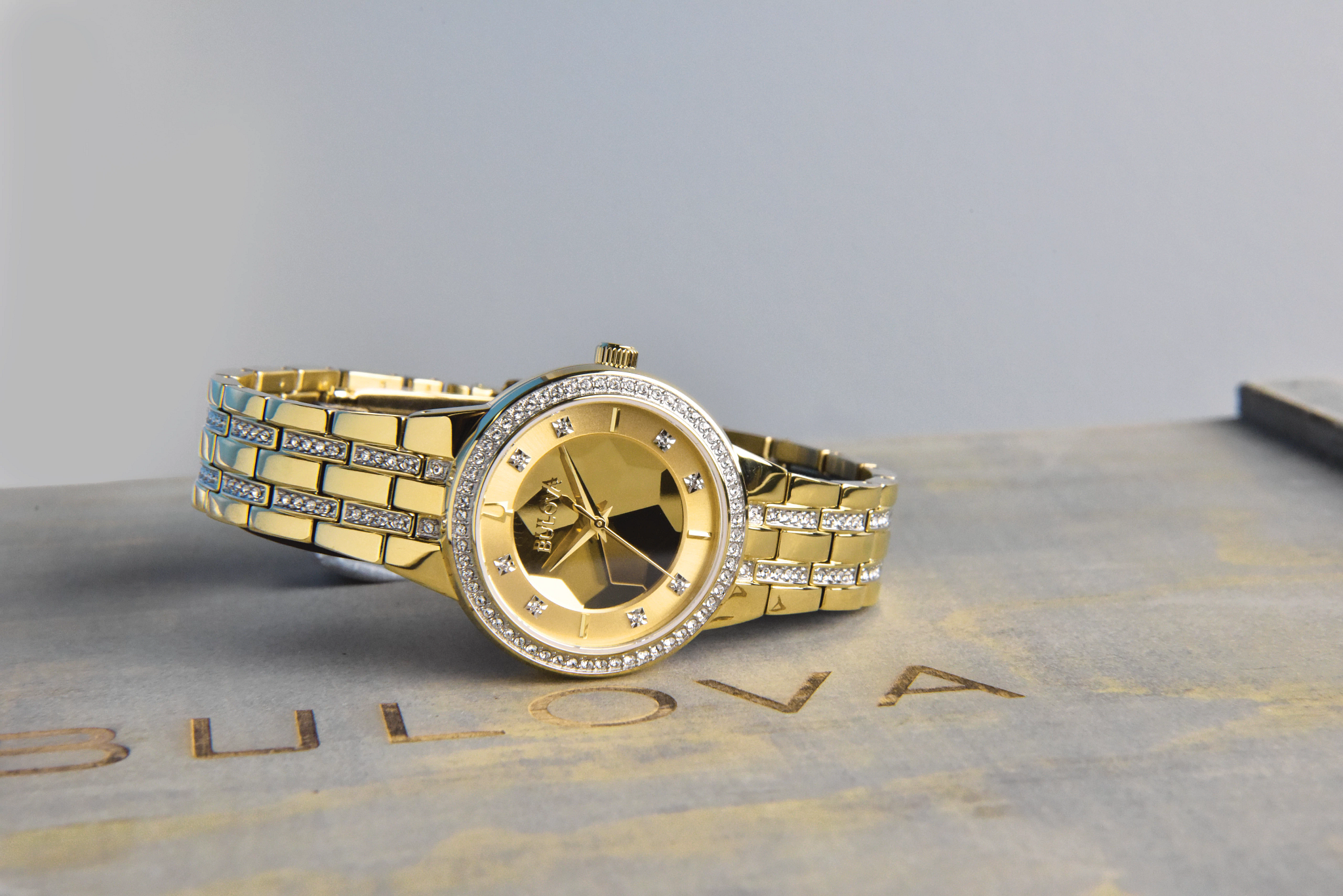 Champagne Dial Stainless Steel Bracelet Phantom 97L176 | Bulova