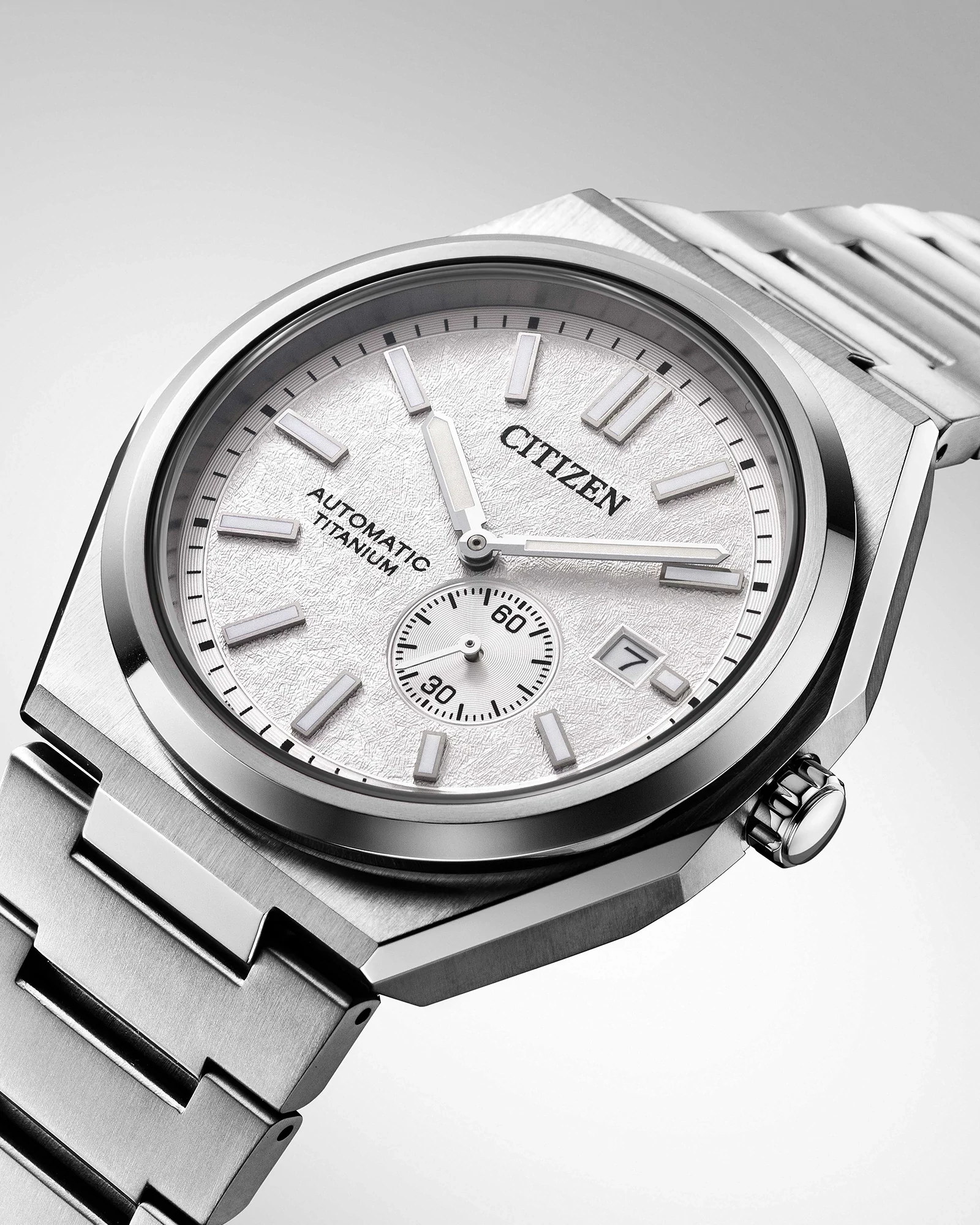 Zenshin Mechanical White Dial Super Titanium Bracelet NJ0180-80A | CITIZEN