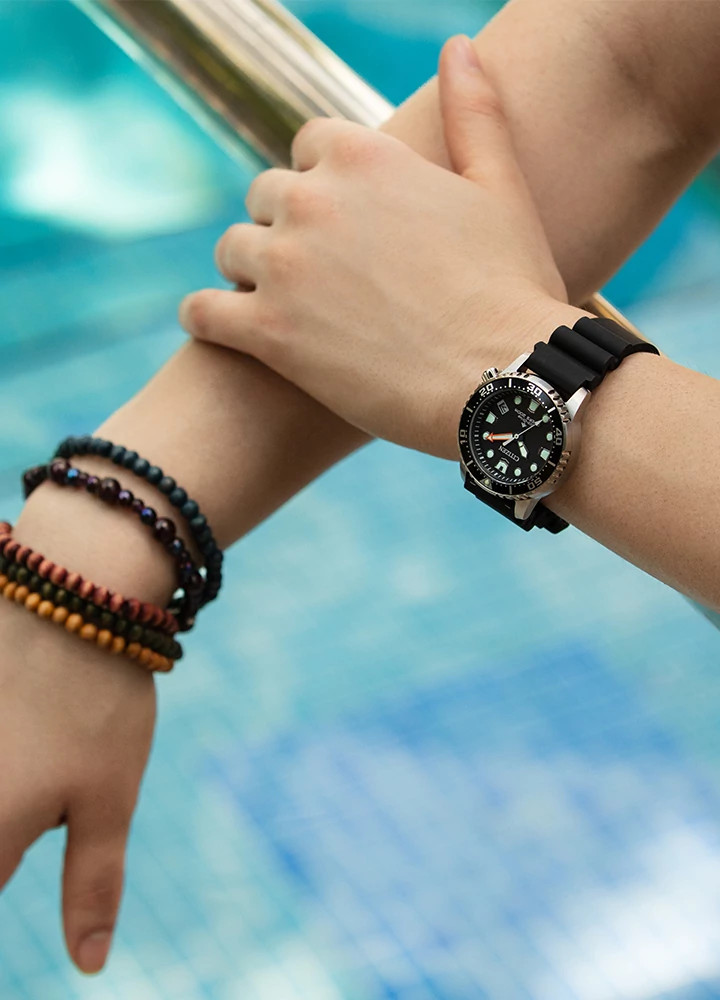 37mm CITIZEN Promaster Dive Eco-Drive Pro Diver for Smaller Wrists ...